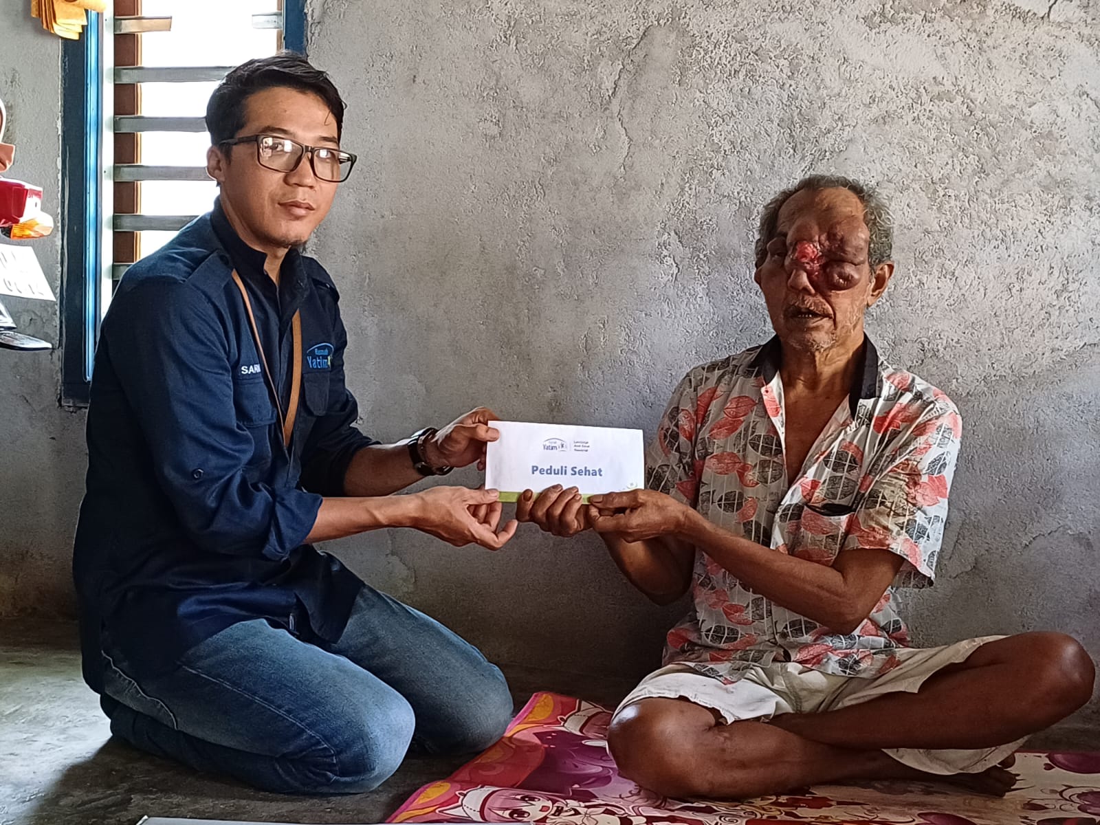 Idap Tumor Mata, Bantu Pak Anwar Bisa Lakukan Pengobatan - Donasi Online